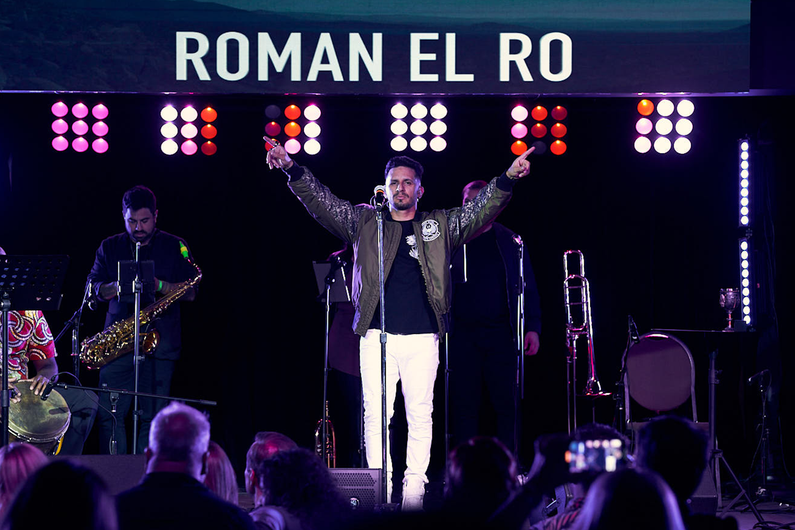 Contacto - Roman EL RO